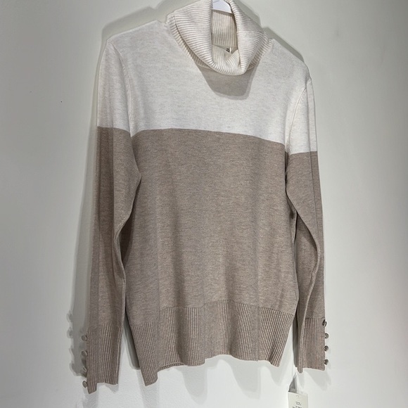 retrology | Sweaters | Retrology Cream And Tan Turtleneck Sweater ...